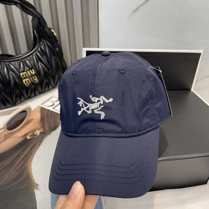 Top mirror Arcteryx Caps