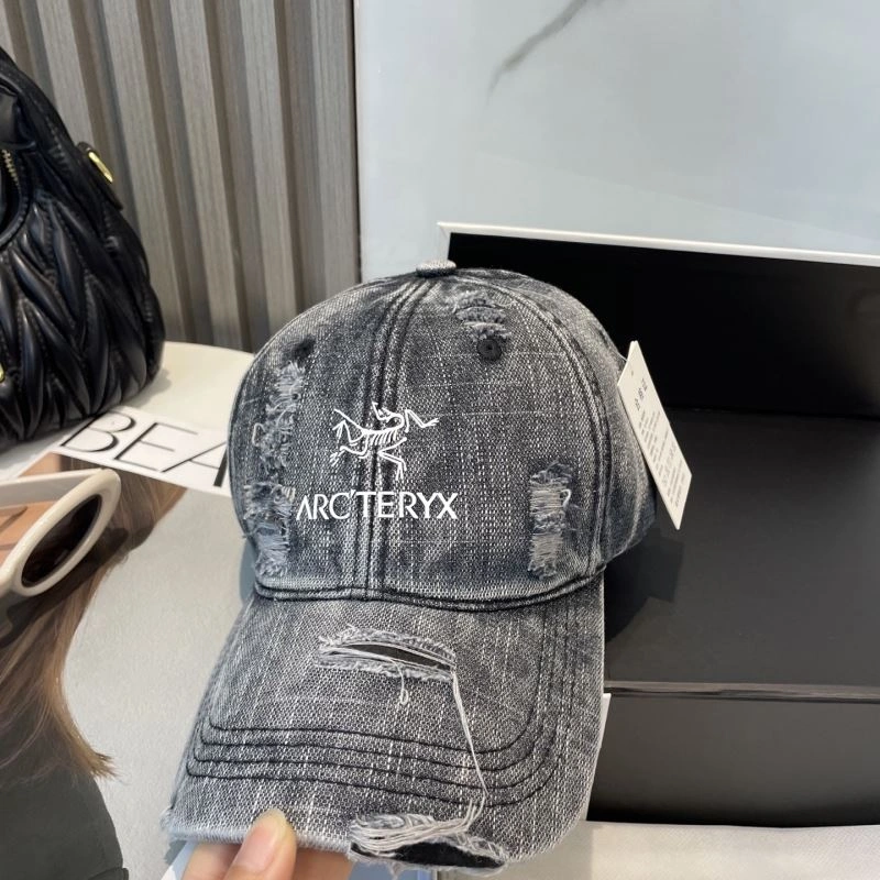 Top mirror Arcteryx Caps