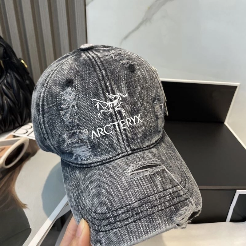 Top mirror Arcteryx Caps