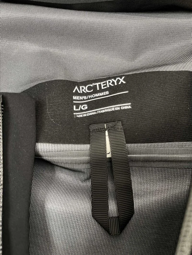 Brand-authenticated Arcteryx Down Jackets
