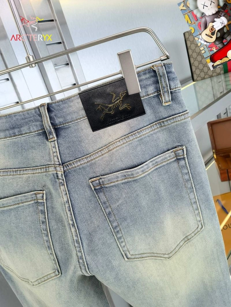 Top mirror Arcteryx Jeans