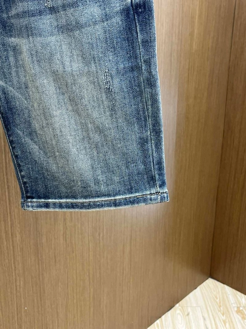 Low-cost Arcteryx Jeans