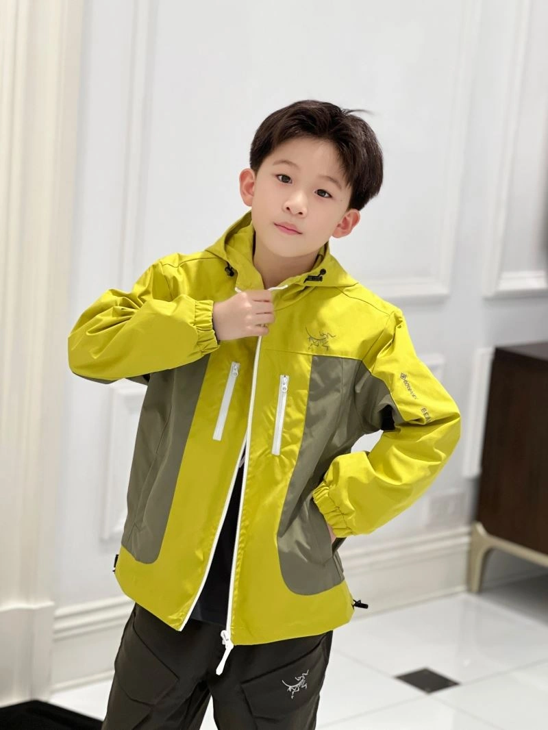 Bargain Arcteryx Kids