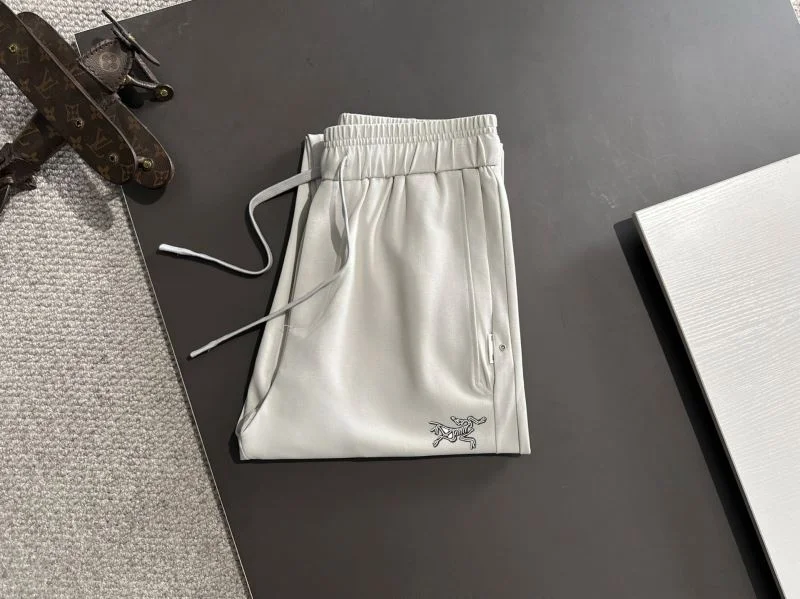 Brand-authenticated Arcteryx Long Pants