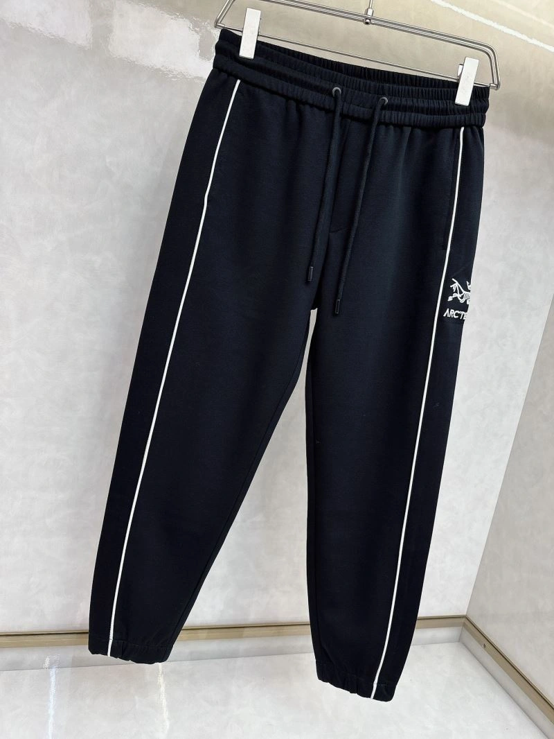 Brand-authenticated Arcteryx Long Pants