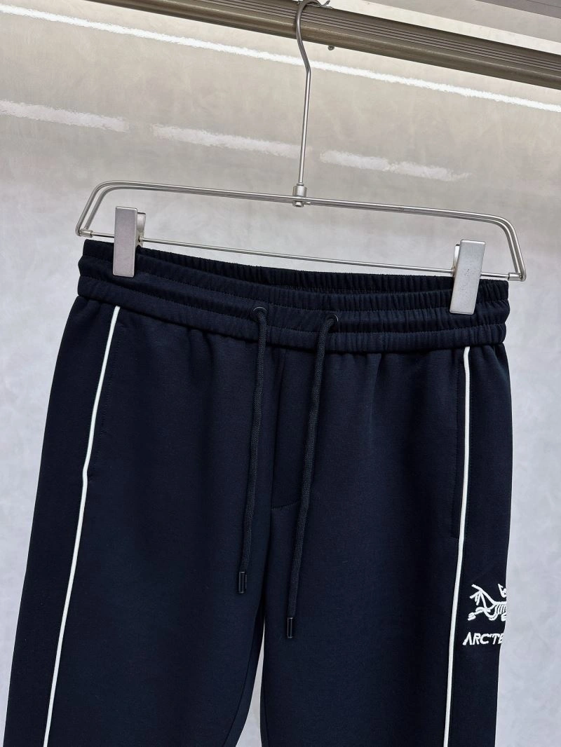 Brand-authenticated Arcteryx Long Pants