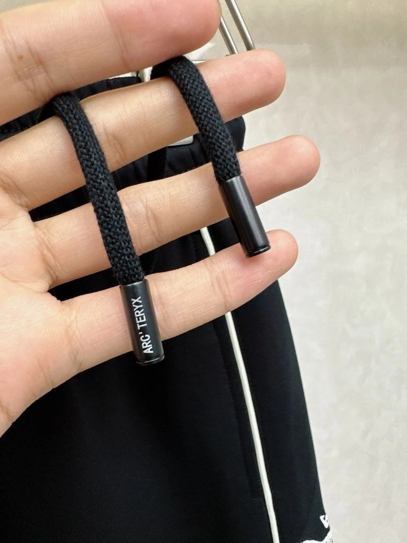 Brand-authenticated Arcteryx Long Pants