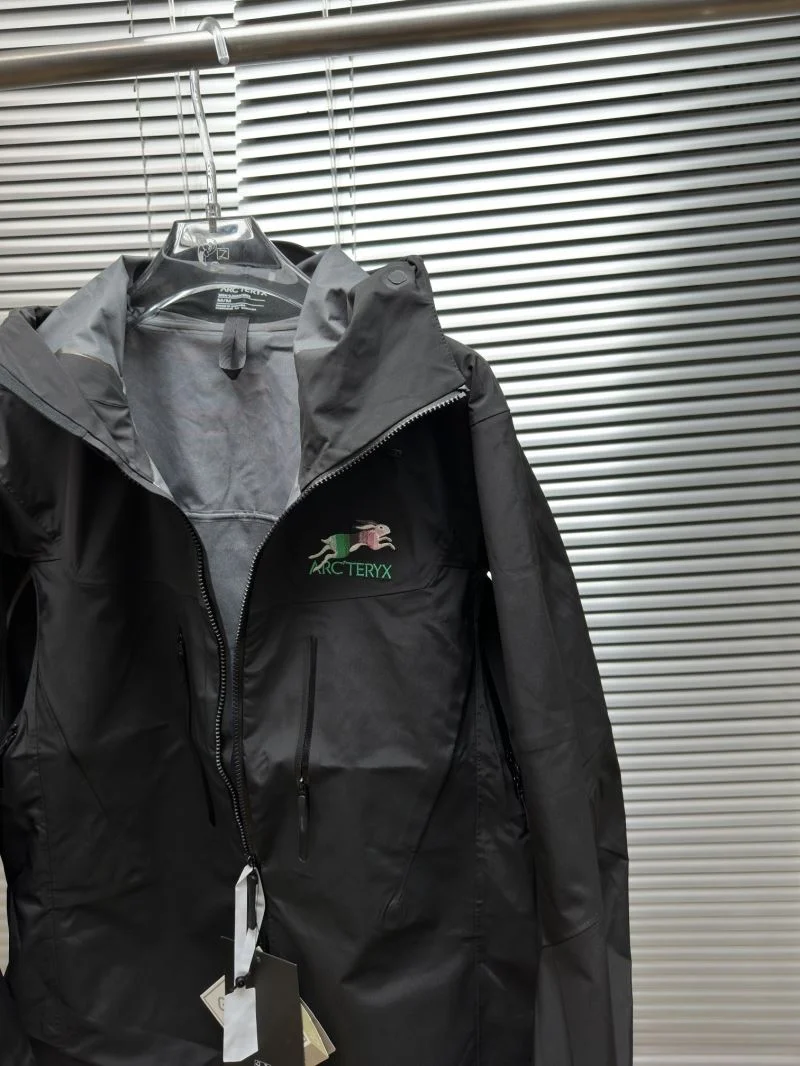 Perfect replica Arcteryx Outwear