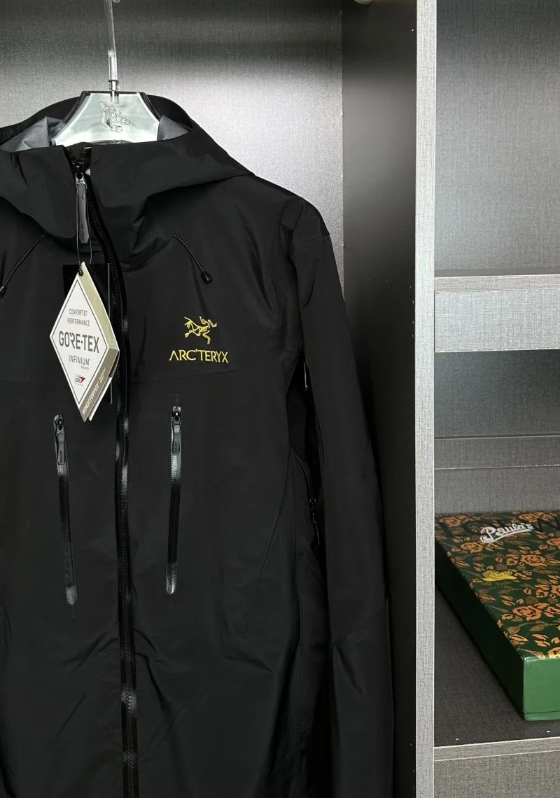 Indistinguishable Arcteryx Outwear