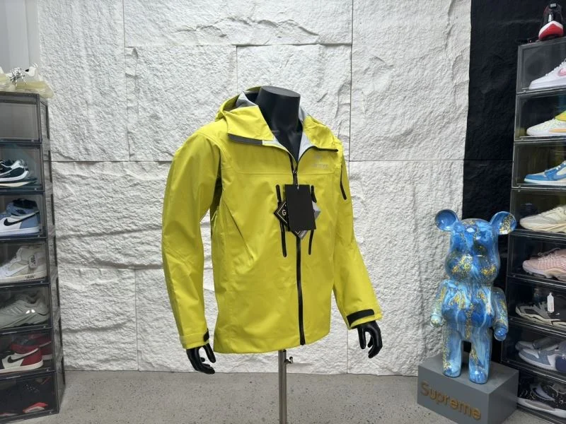 Genuine Arcteryx Outwear