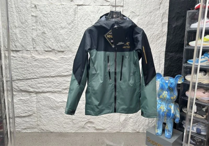 Arcteryx Outwear