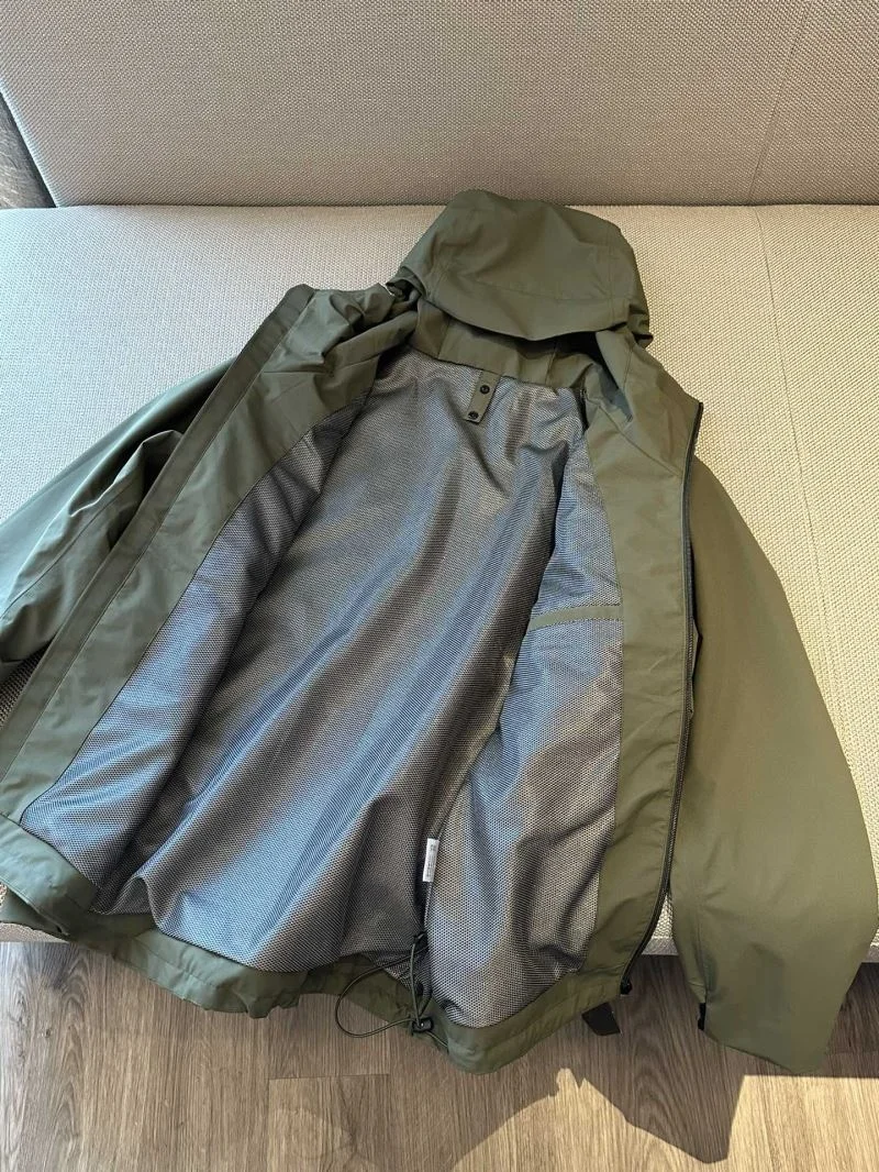 Mirror quality Arcteryx Outwear
