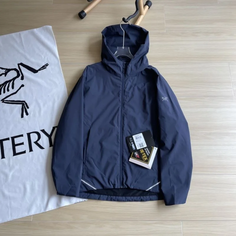Brand-authenticated Arcteryx Outwear