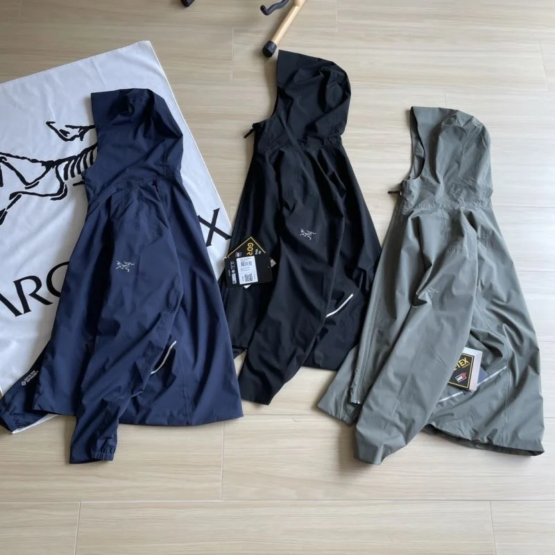 Brand-authenticated Arcteryx Outwear