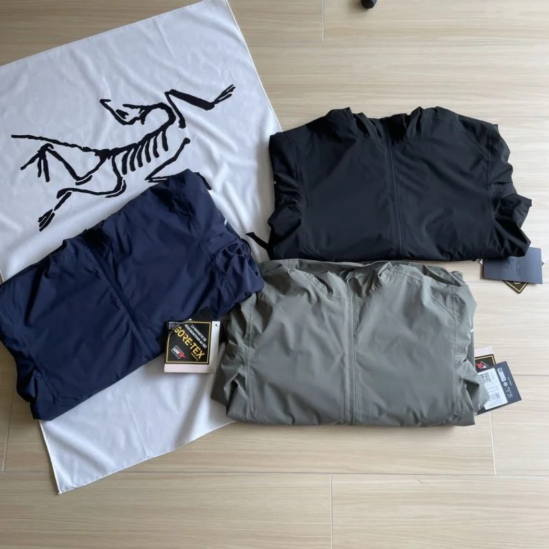 Brand-authenticated Arcteryx Outwear