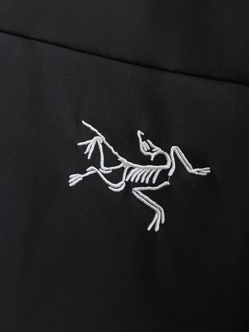 Official Arcteryx Outwear
