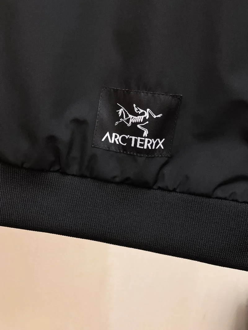 Bargain Arcteryx Outwear