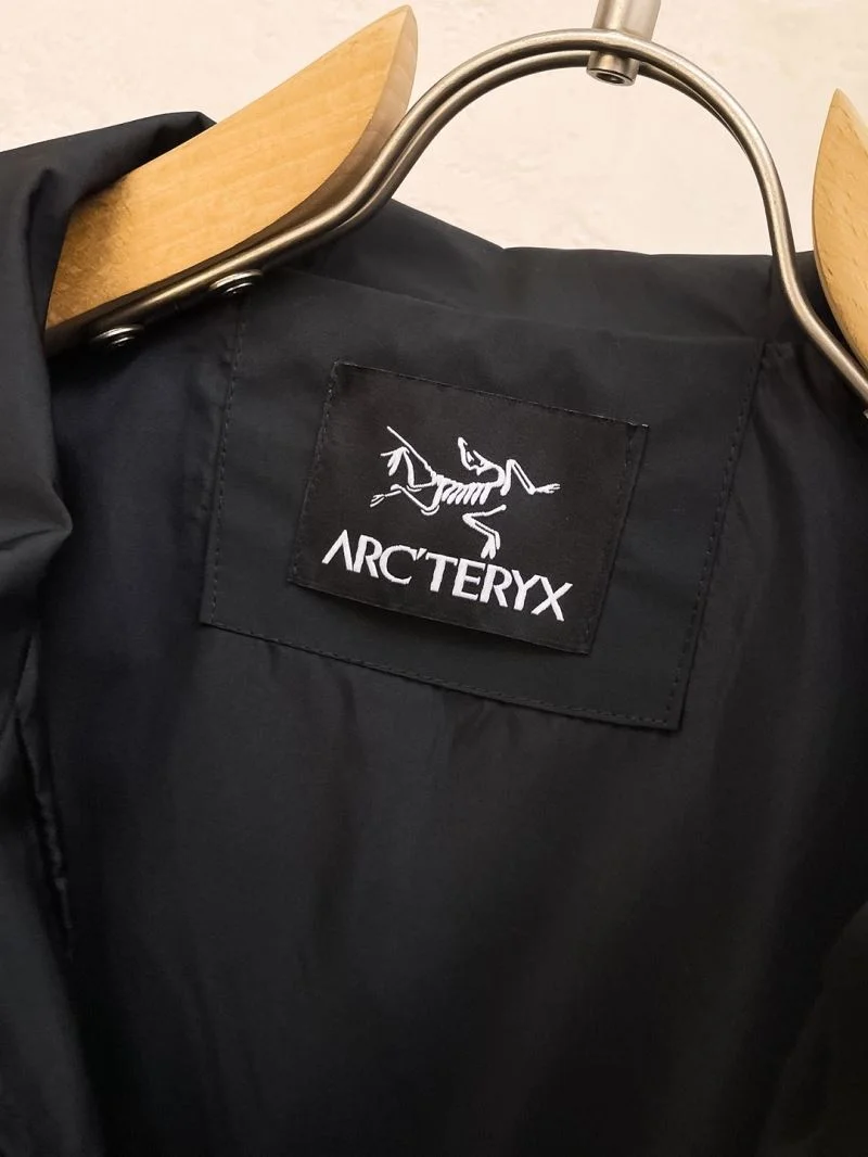 Bargain Arcteryx Outwear