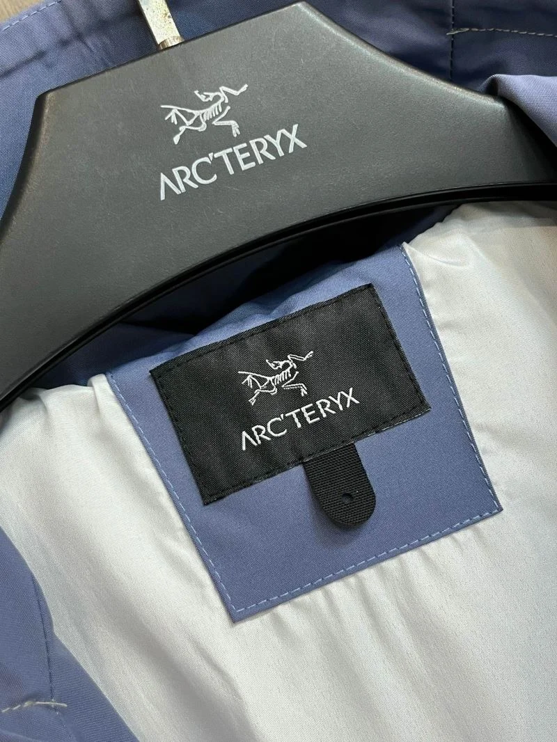 Bargain Arcteryx Outwear