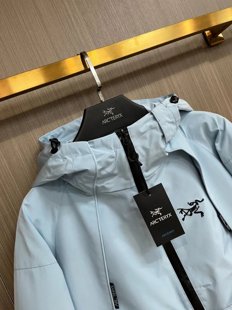 Accurate model Arcteryx Outwear