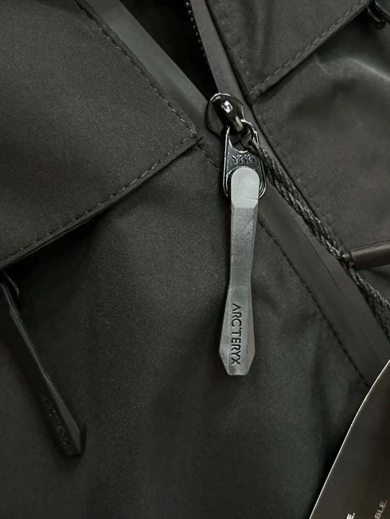 Top mirror Arcteryx Outwear