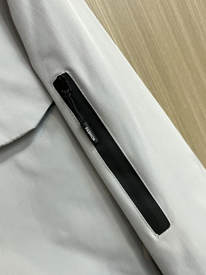 Brand-authenticated Arcteryx Outwear