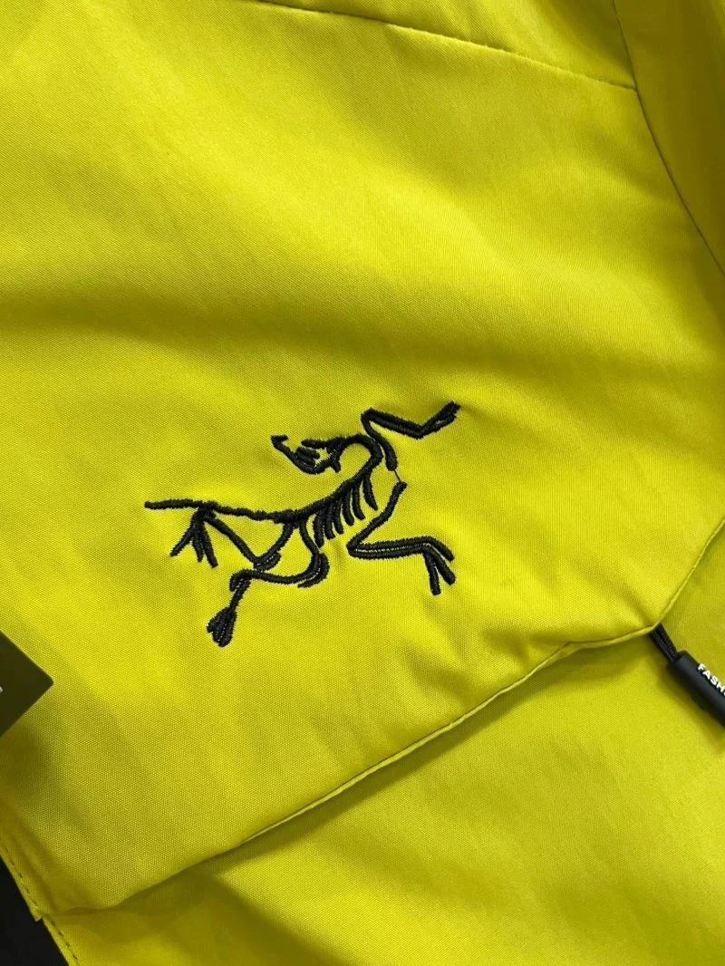 Top mirror Arcteryx Outwear