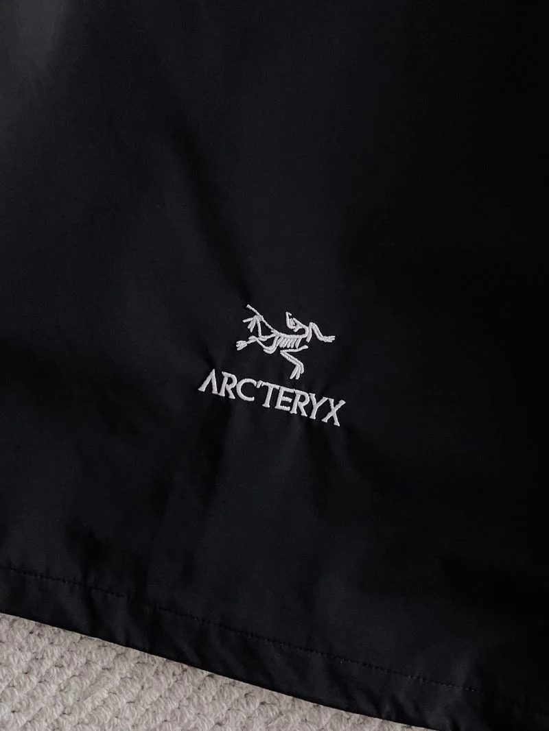 Bargain Arcteryx Outwear