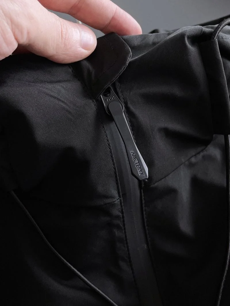 Bargain Arcteryx Outwear