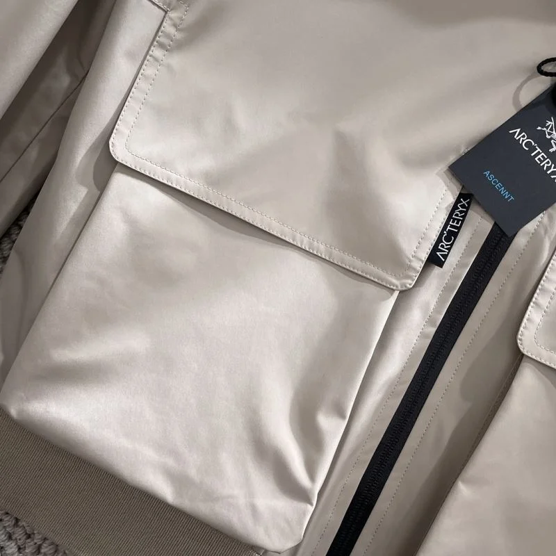 Exact replica Arcteryx Outwear