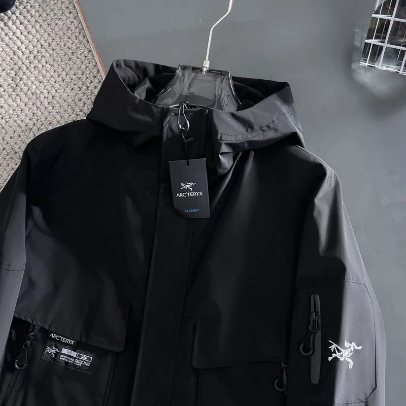 Brand-authenticated Arcteryx Outwear