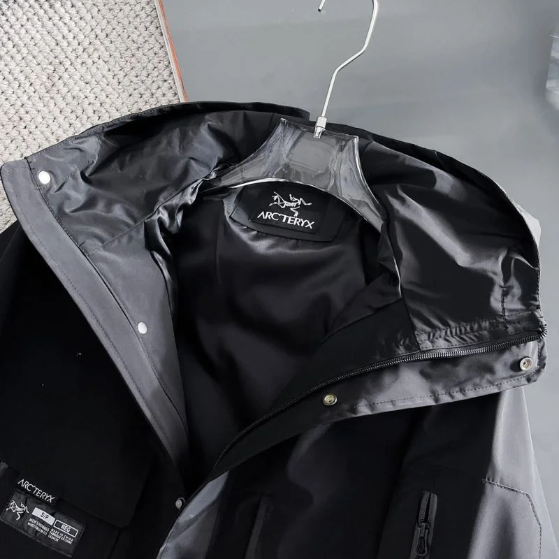 Brand-authenticated Arcteryx Outwear