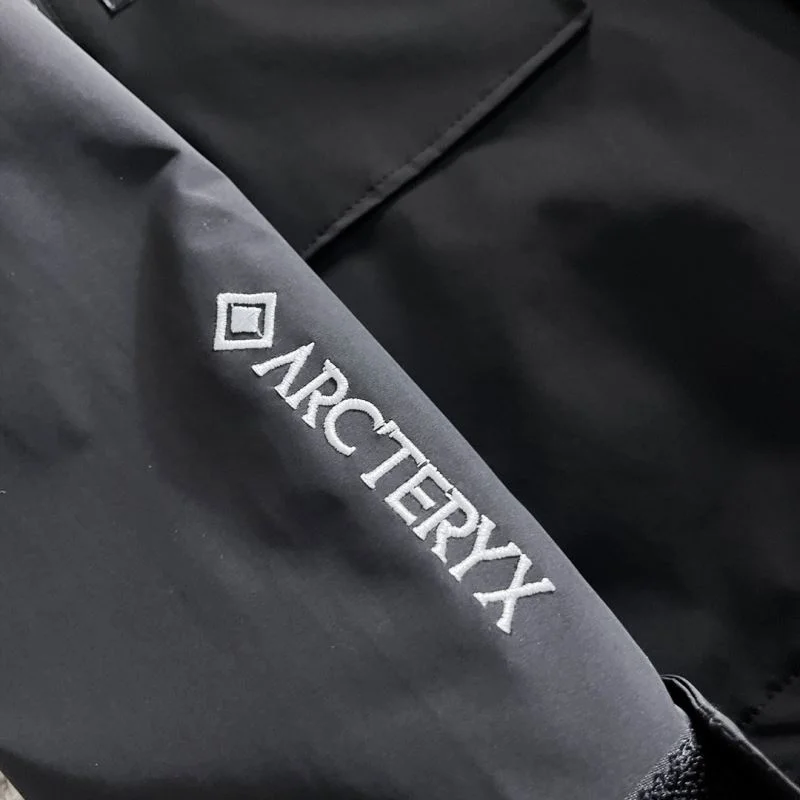 Brand-authenticated Arcteryx Outwear