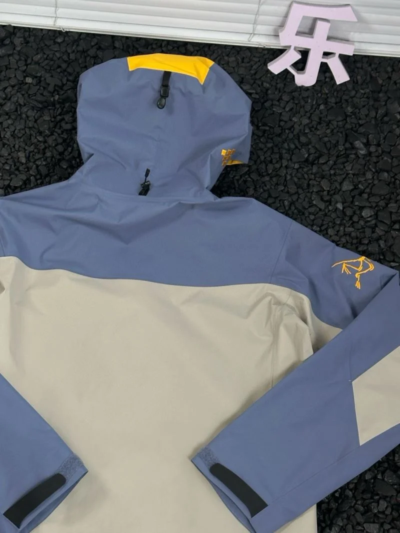 Mirror quality Arcteryx Outwear