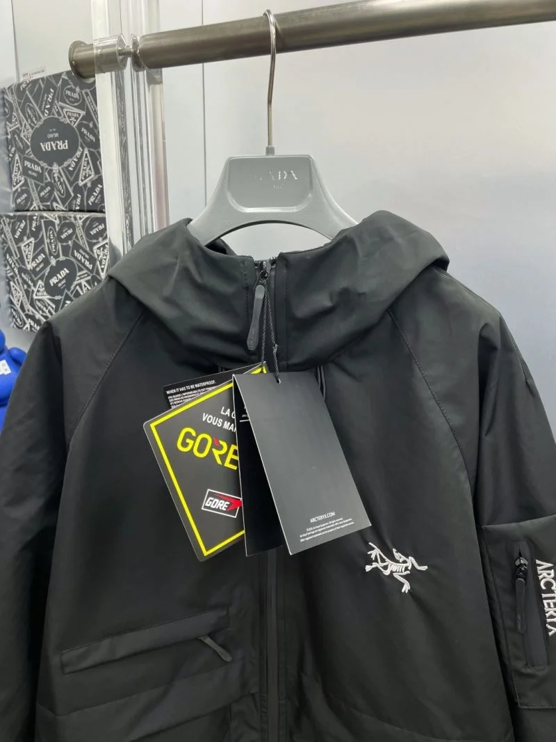 Indistinguishable Arcteryx Outwear