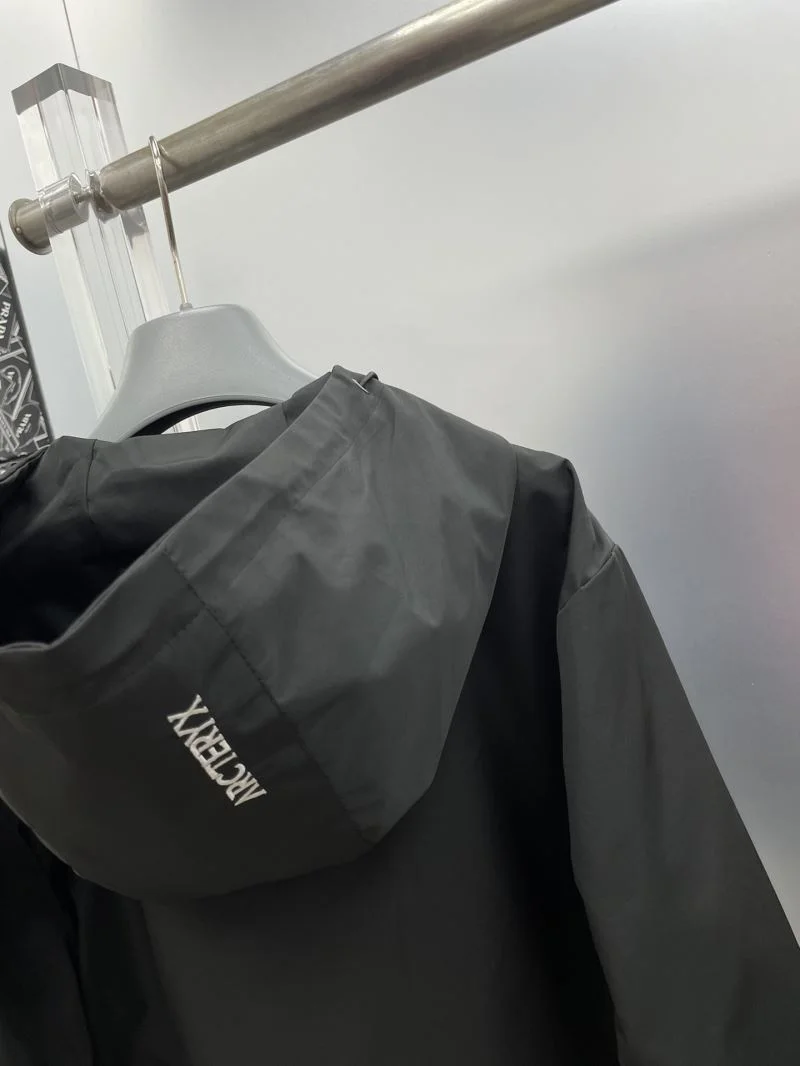 Exact replica Arcteryx Outwear