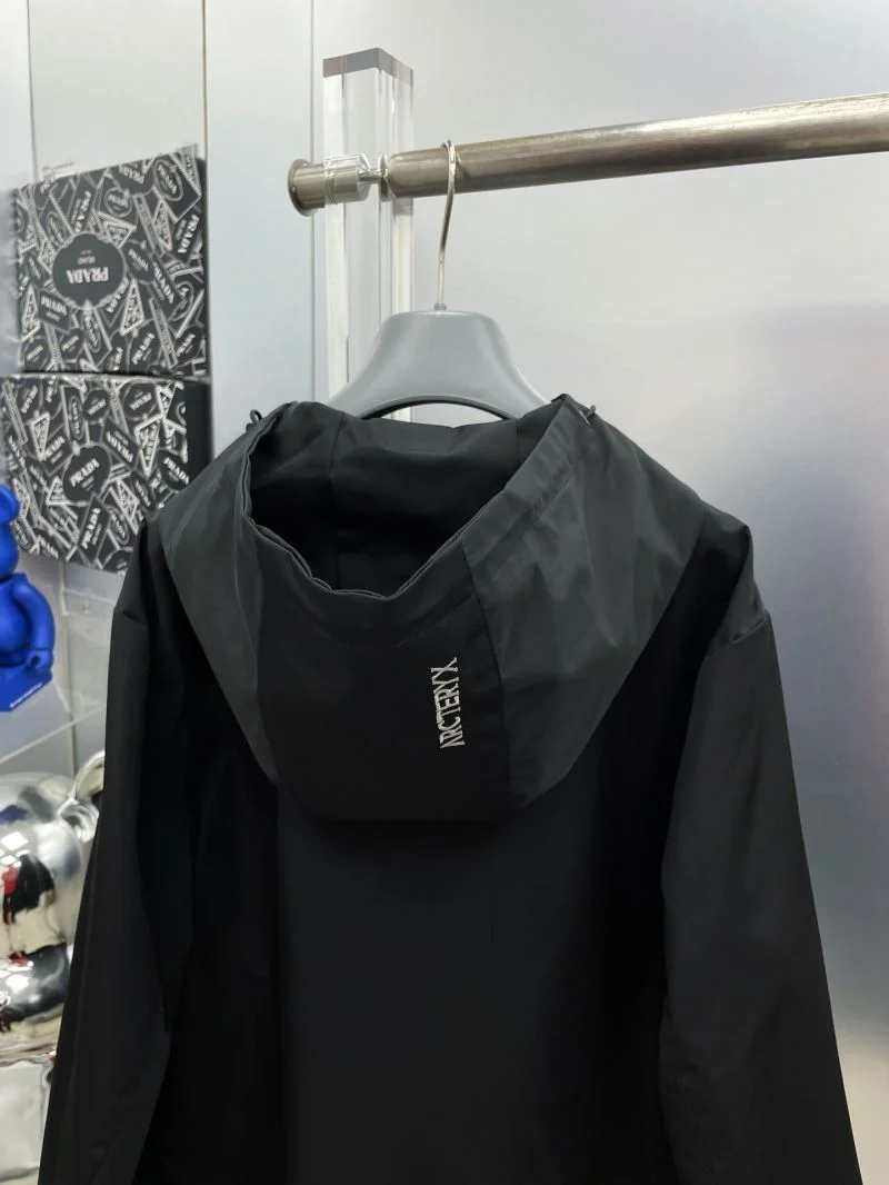 Exact replica Arcteryx Outwear
