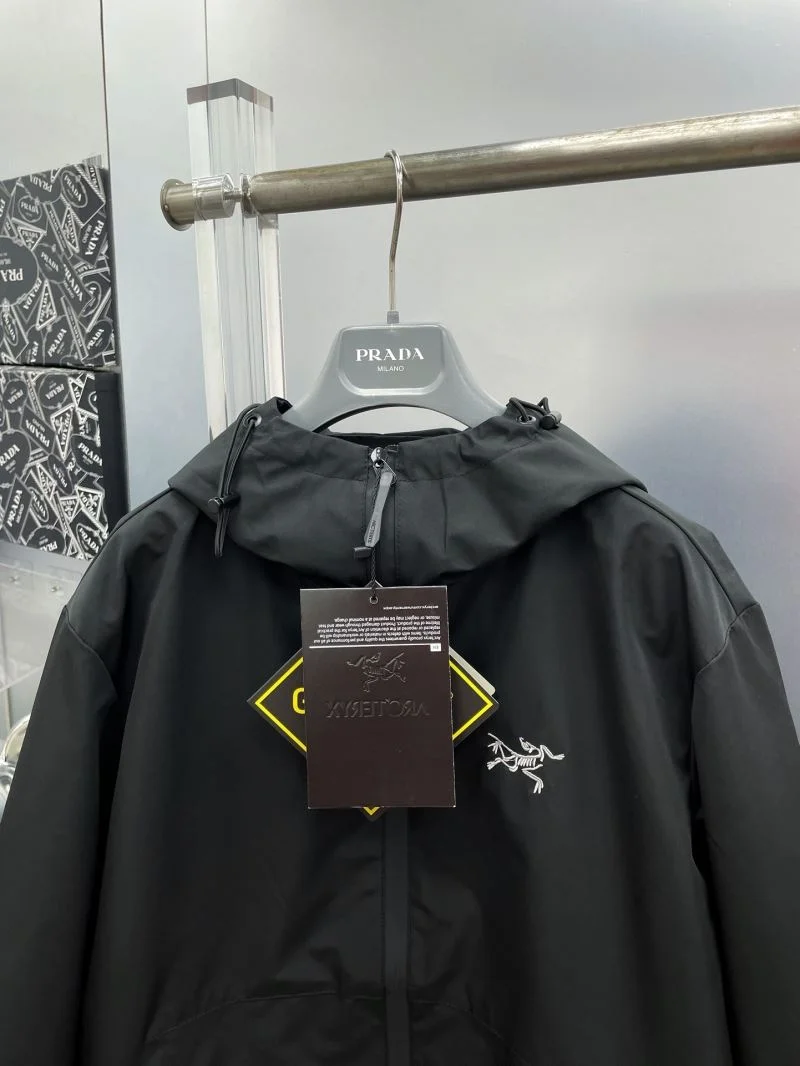 Exact replica Arcteryx Outwear