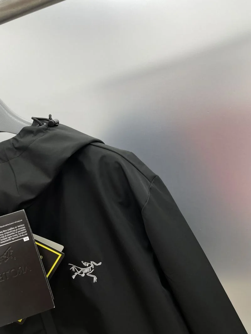 Exact replica Arcteryx Outwear