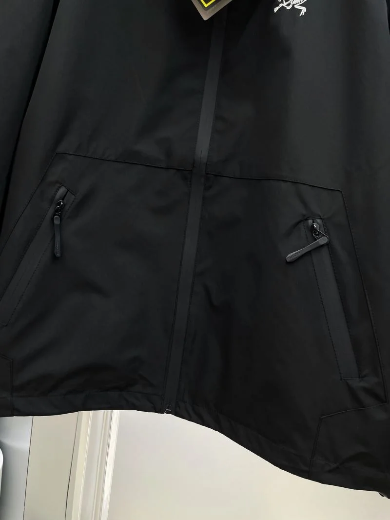 Exact replica Arcteryx Outwear