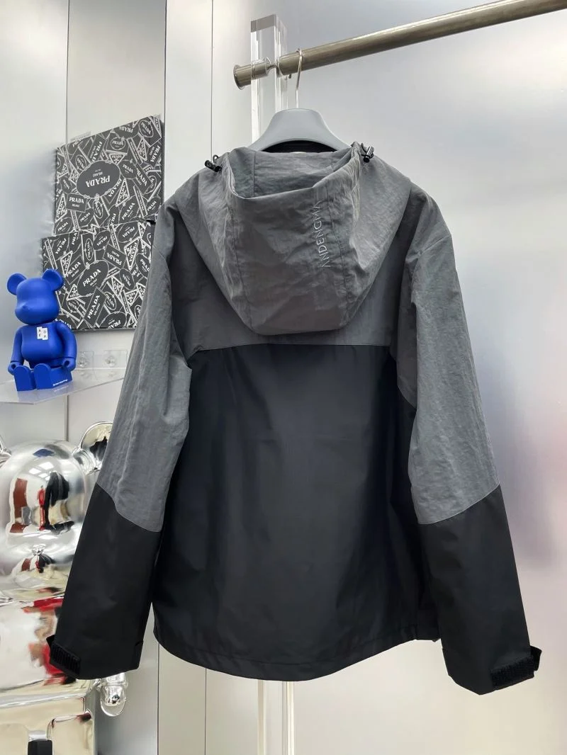 Top mirror Arcteryx Outwear