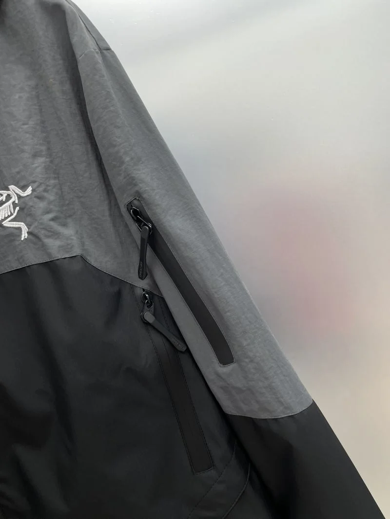 Top mirror Arcteryx Outwear