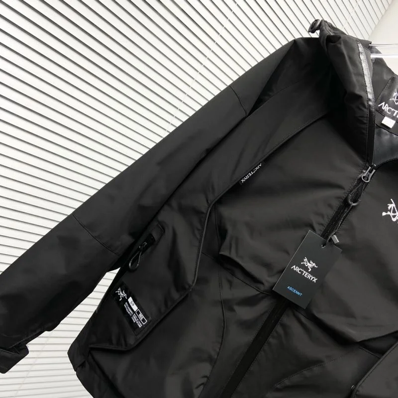 Bargain Arcteryx Outwear
