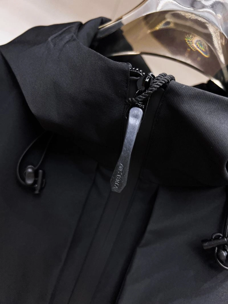 Accurate model Arcteryx Outwear