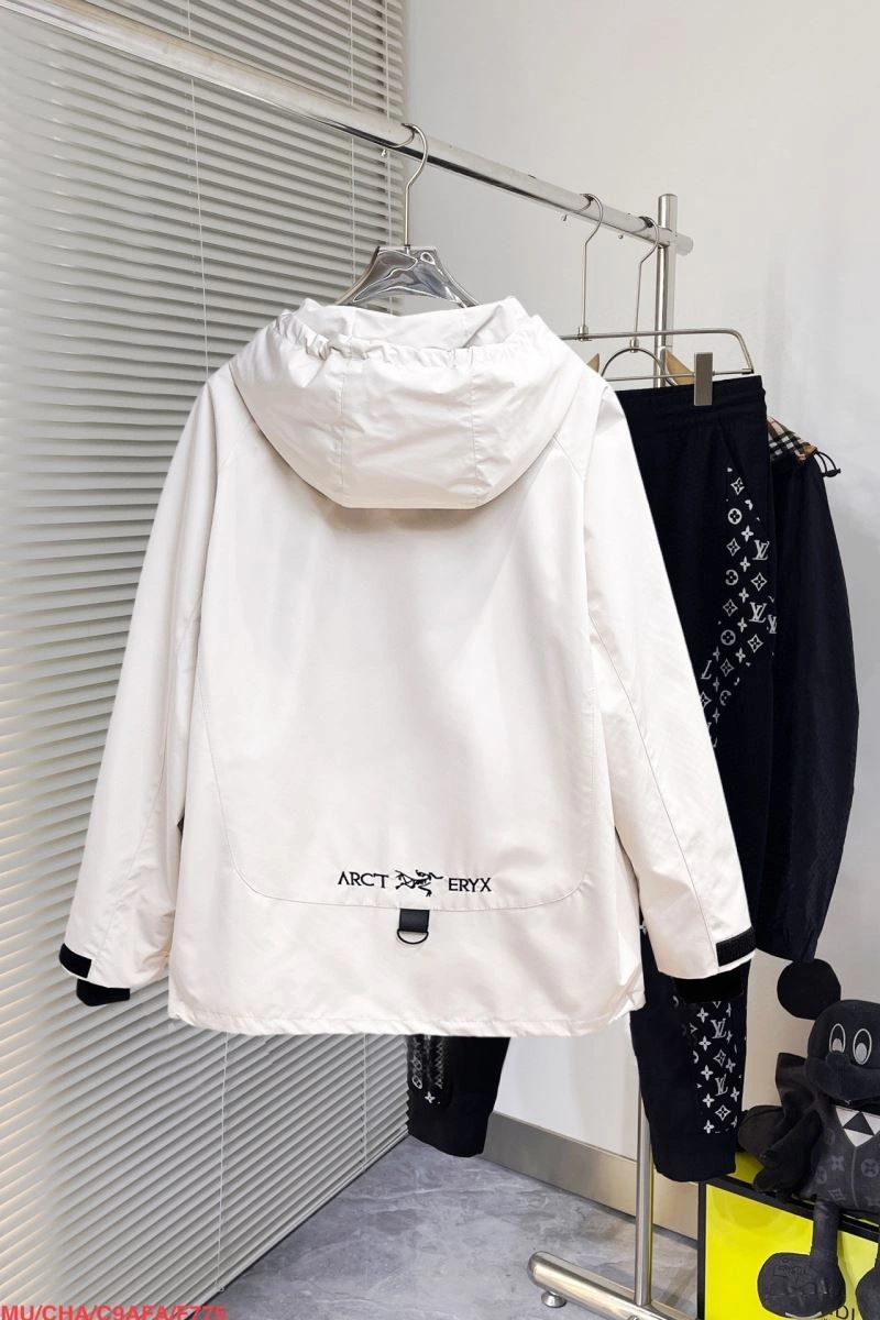 High fidelity Arcteryx Outwear