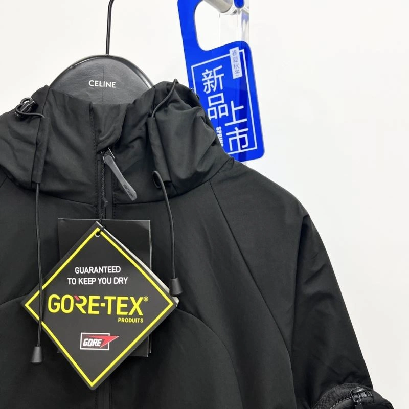 Top mirror Arcteryx Outwear