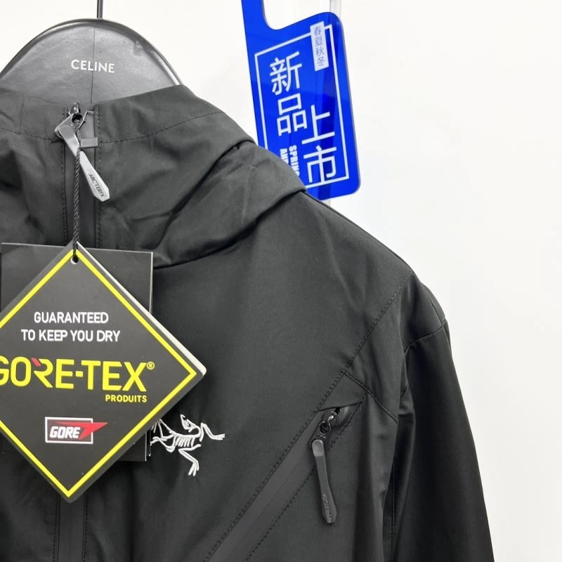 Brand-authenticated Arcteryx Outwear