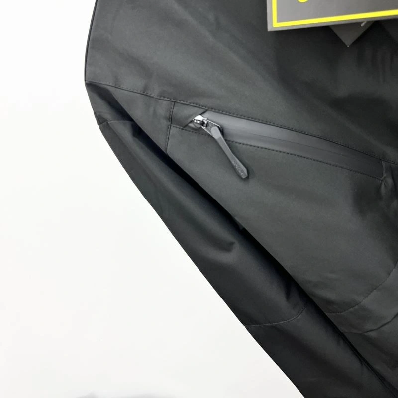 Brand-authenticated Arcteryx Outwear