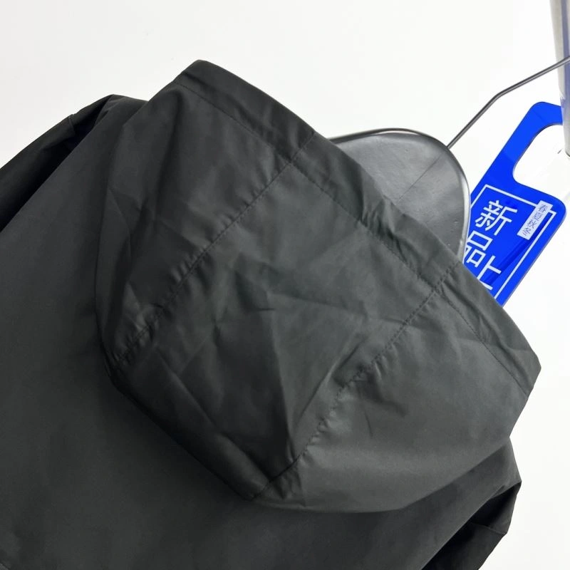 Brand-authenticated Arcteryx Outwear
