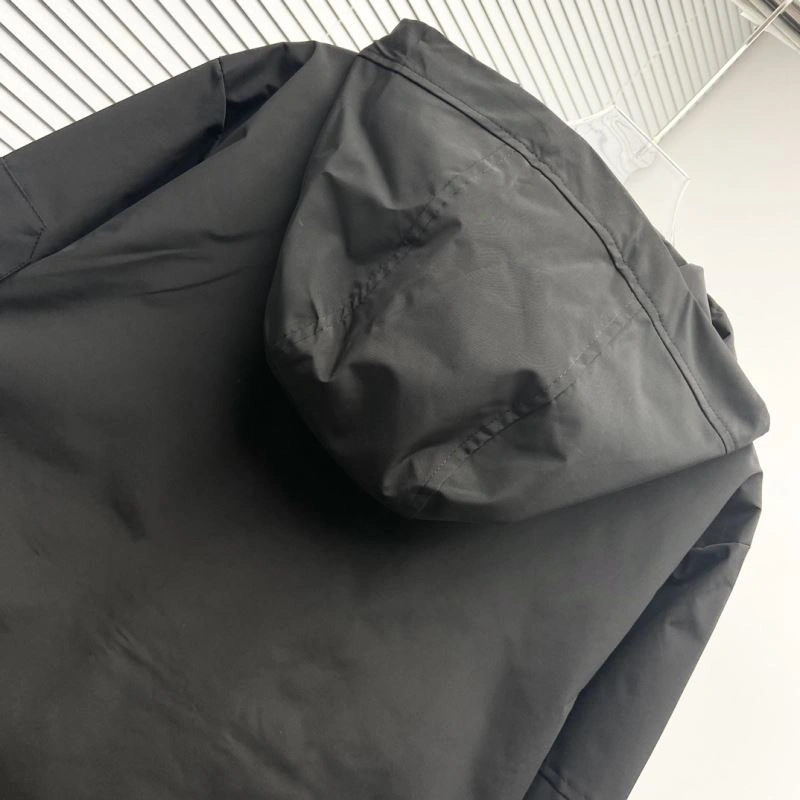 Brand-authenticated Arcteryx Outwear